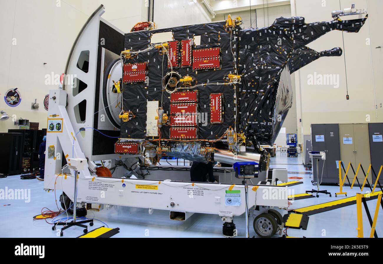 NASA’s Psyche spacecraft undergoes processing and servicing ahead of ...