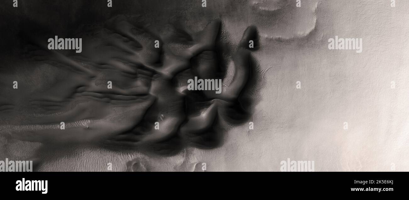 Martian landscape. This HiRISE image shows the Real Arrakis, Mars.This ...