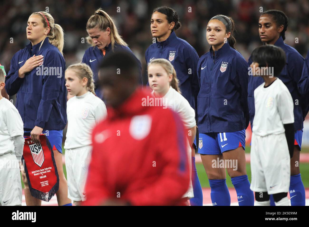 London, UK. 07th Oct, 2022. USA Women sing the national anthem before ...