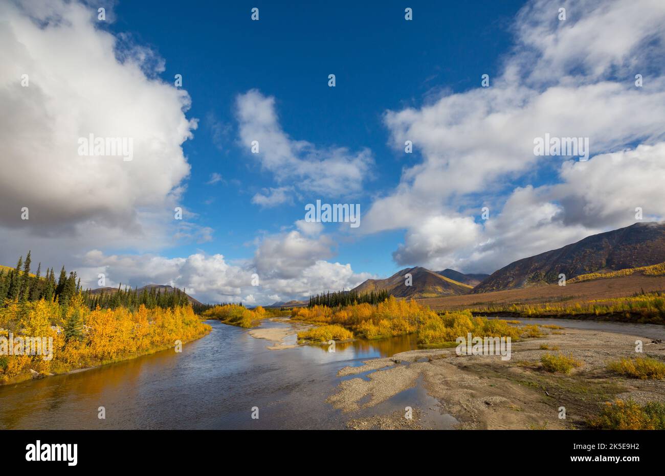 Tundra landscapes above Arctic circle in autumn season. Beautiful ...