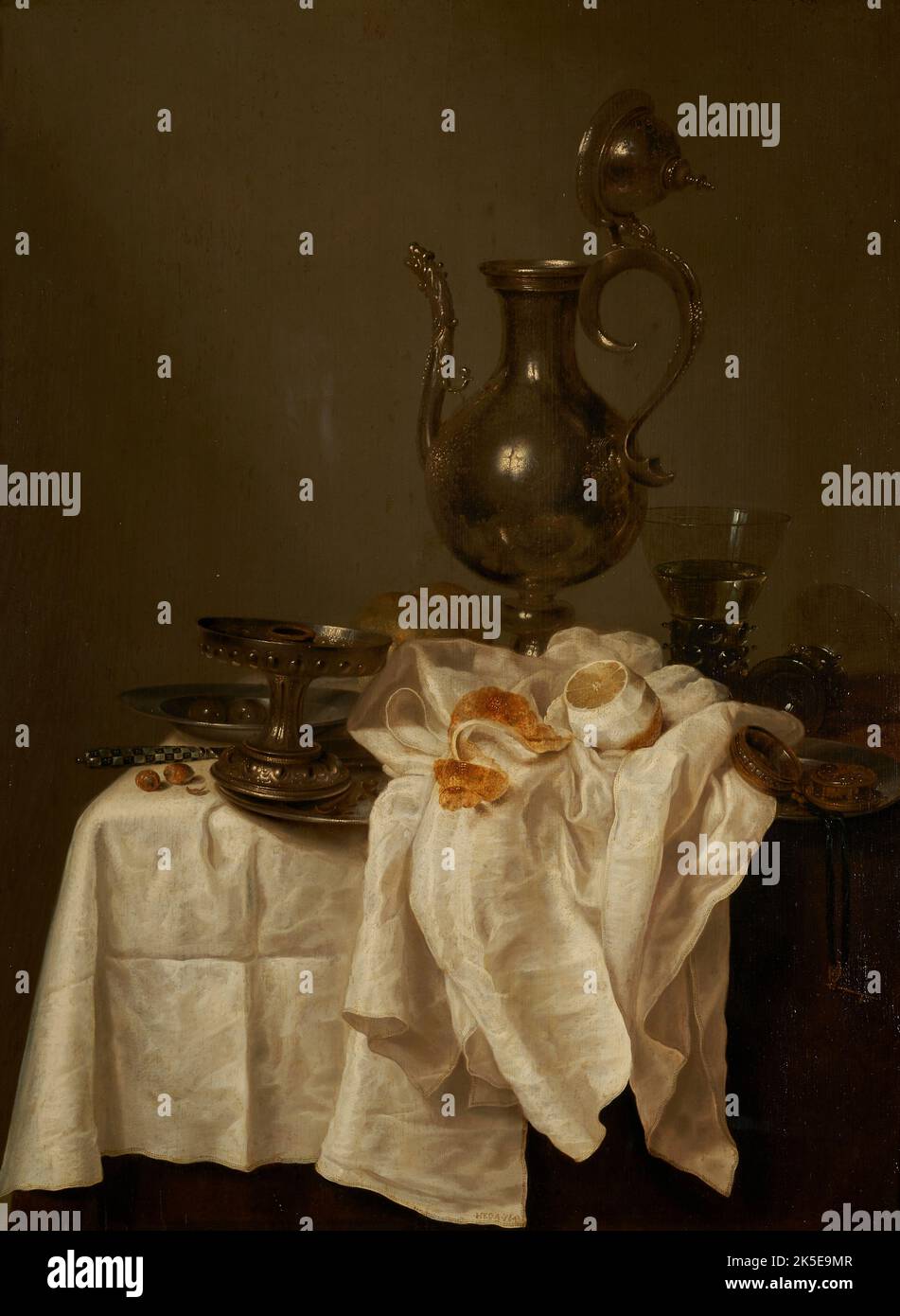 Ewer golden hi-res stock photography and images - Alamy