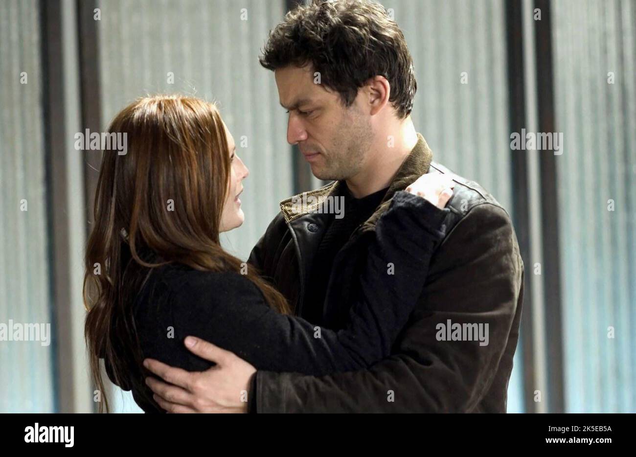 JULIANNE MOORE, DOMINIC WEST, THE FORGOTTEN, 2004 Stock Photo - Alamy