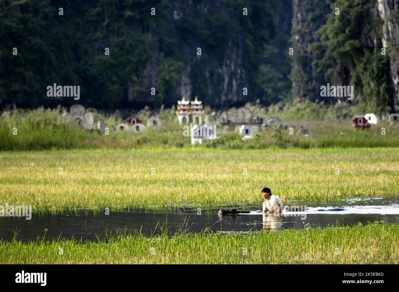 DAMIEN NGUYEN, THE BEAUTIFUL COUNTRY, 2004 Stock Photo - Alamy