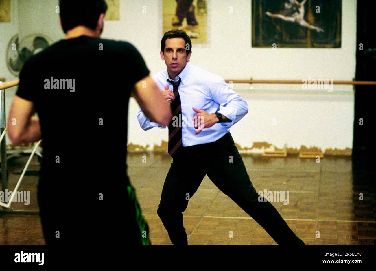 JSU GARCIA, BEN STILLER, ALONG CAME POLLY, 2004 Stock Photo - Alamy