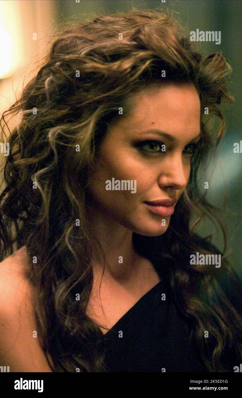 Alexander and olympias hi-res stock photography and images - Alamy