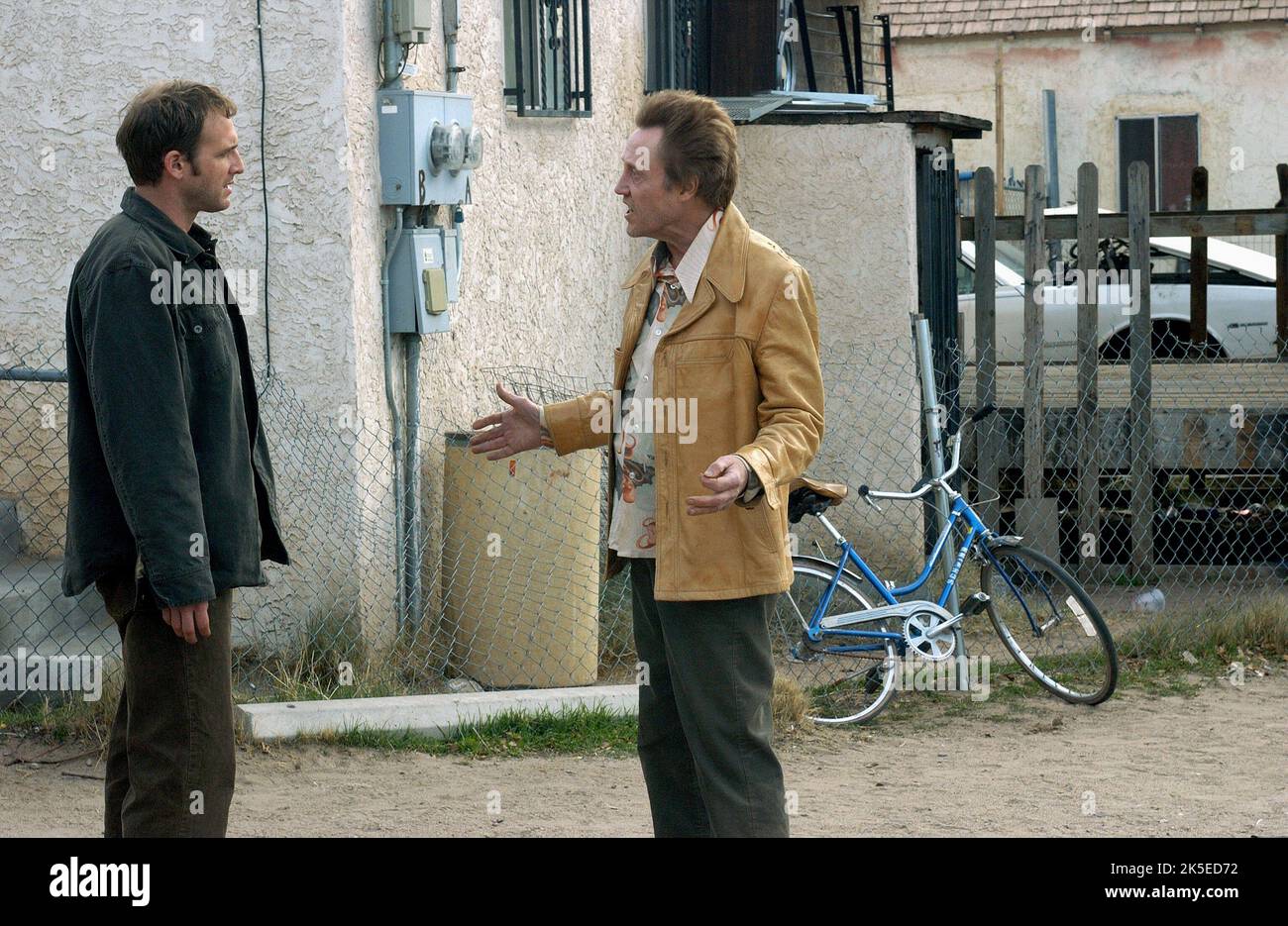 LUCAS,WALKEN, AROUND THE BEND, 2004 Stock Photo - Alamy