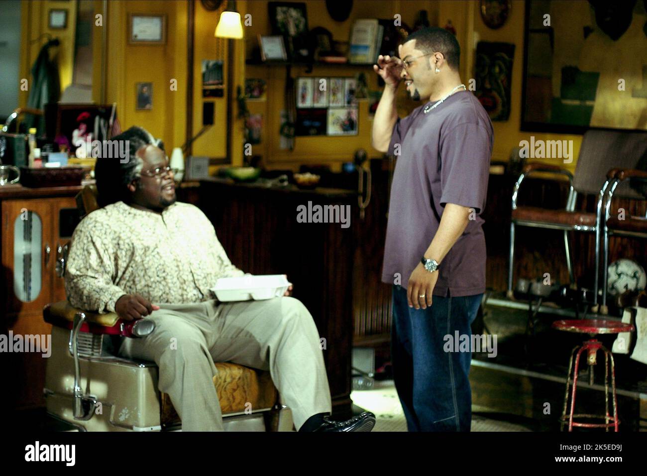 CEDRIC THE ENTERTAINER, ICE CUBE, BARBERSHOP 2: BACK IN BUSINESS, 2004 ...