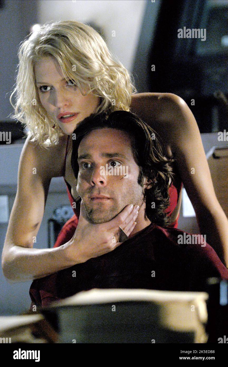 Tricia helfer battlestar hi-res stock photography and images - Alamy