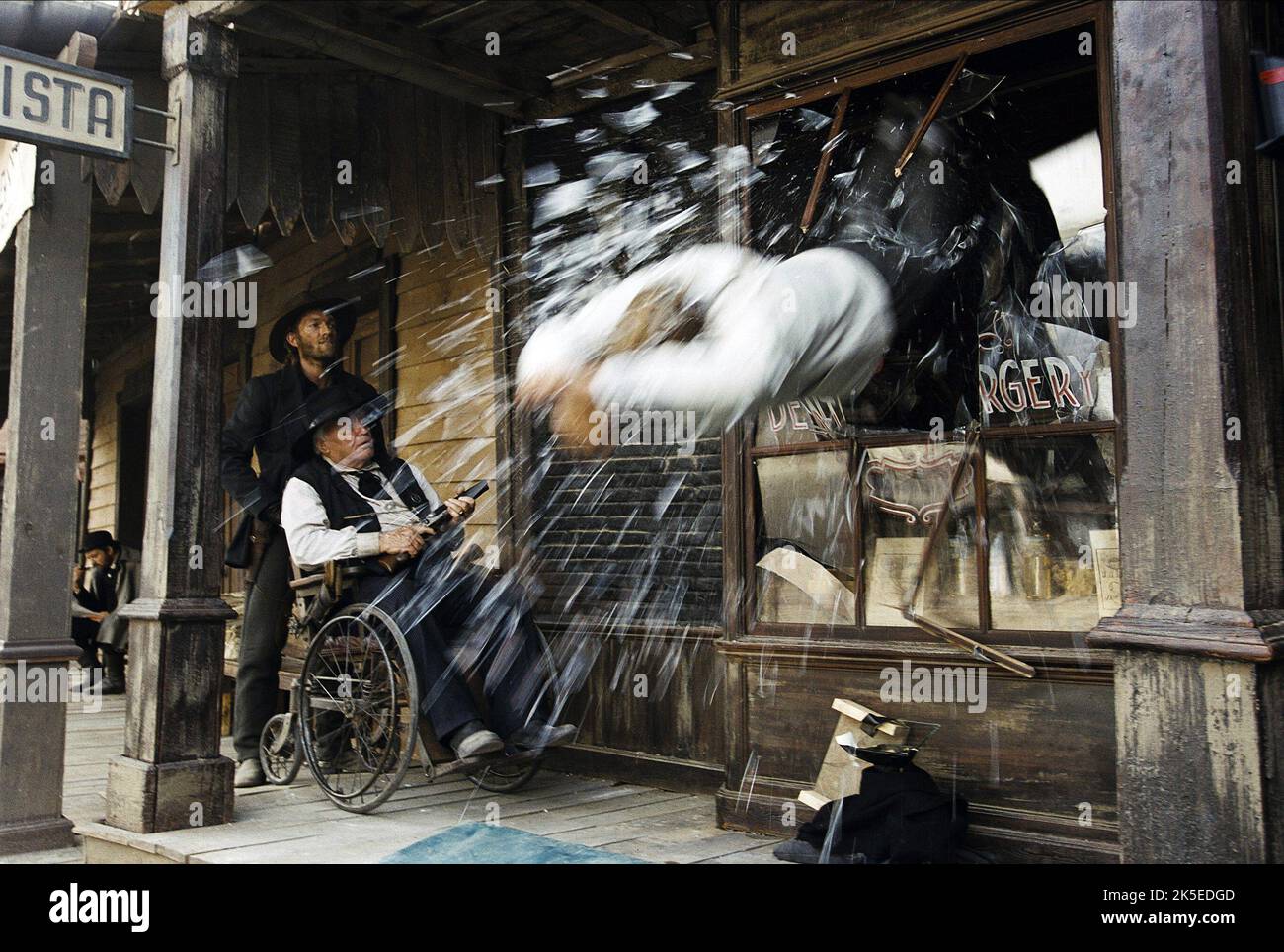 VINCENT CASSEL, ERNEST BORGNINE, BLUEBERRY, 2004 Stock Photo - Alamy