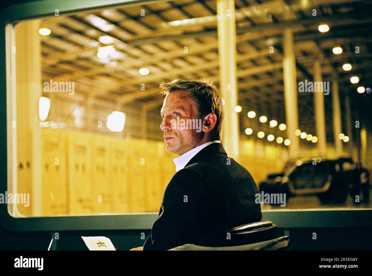 DANIEL CRAIG, LAYER CAKE, 2004 Stock Photo - Alamy