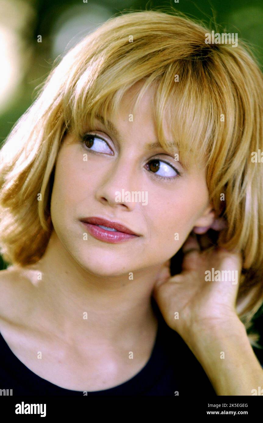 BRITTANY MURPHY, LITTLE BLACK BOOK, 2004 Stock Photo - Alamy