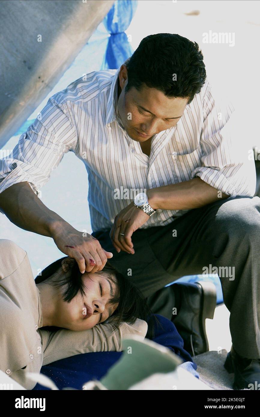 YOON-JIN KIM, DANIEL DAE KIM, LOST : SEASON 1, 2004 Stock Photo - Alamy