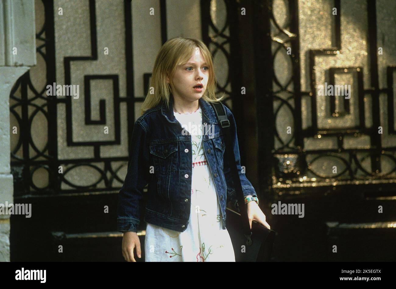 Dakota fanning 2000 hi-res stock photography and images - Alamy