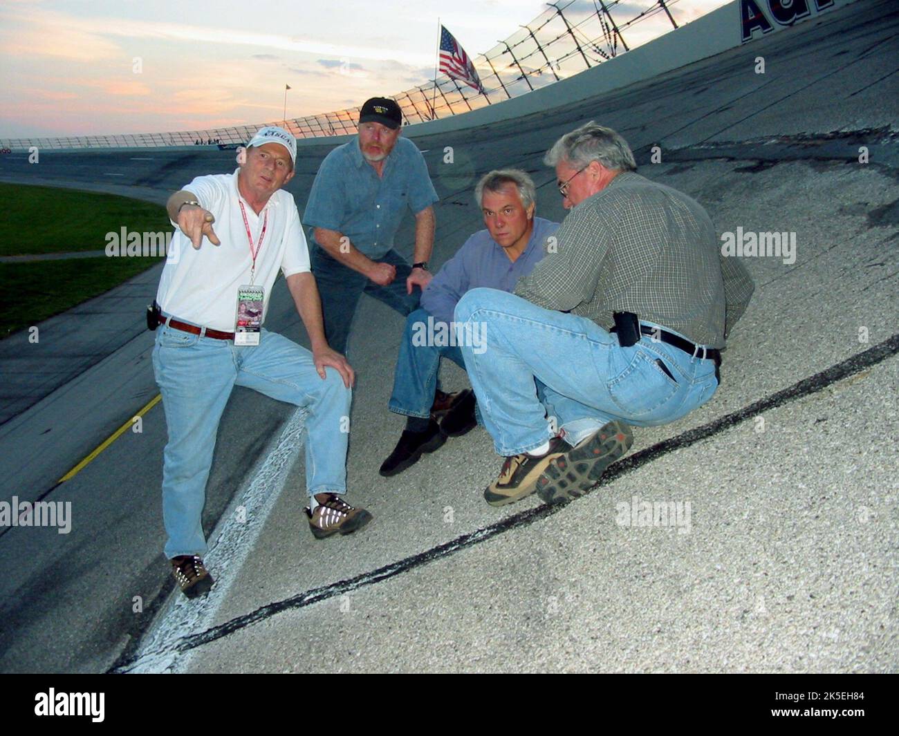 JAMES NEILHOUSE, SIMON WINCER, NASCAR 3D: THE IMAX EXPERIENCE, 2004 ...