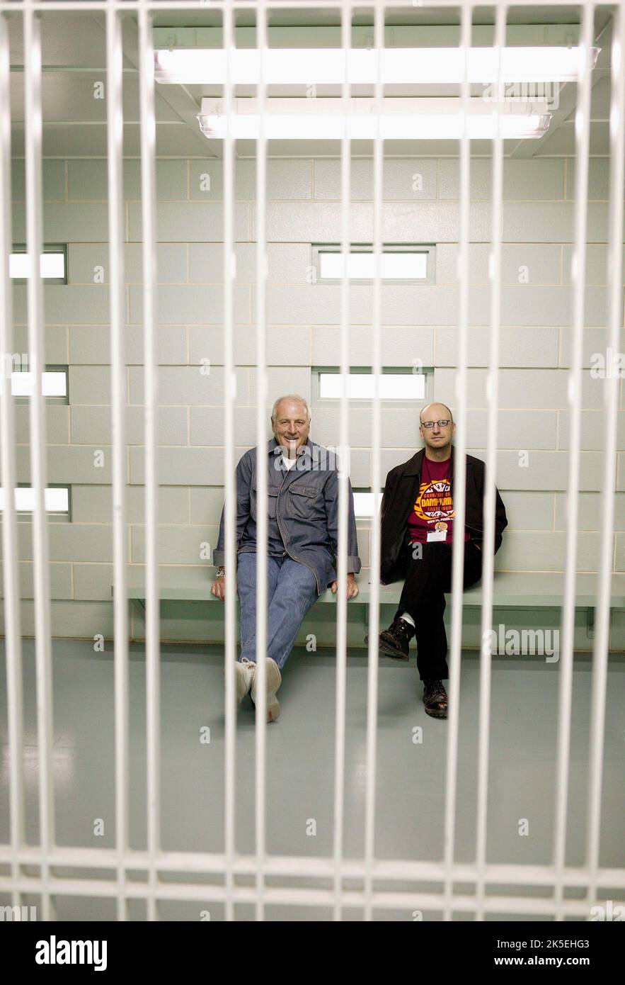 JERRY WEINTRAUB, STEVEN SODERBERGH, OCEAN'S TWELVE, 2004 Stock Photo ...