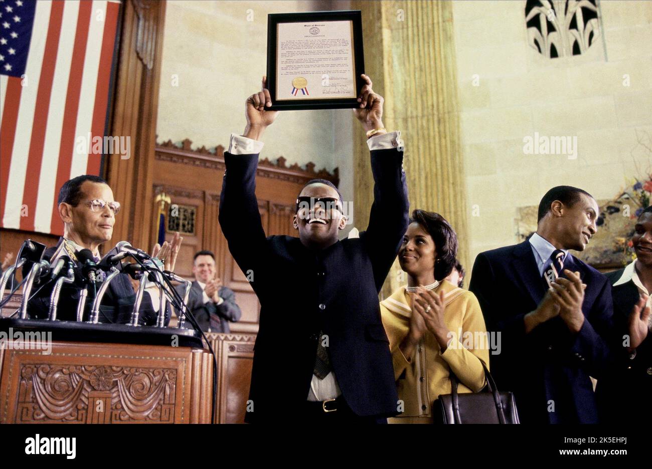 Kerry washington ray hi-res stock photography and images - Alamy