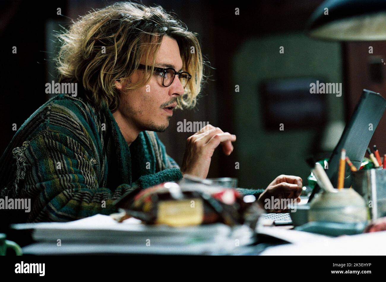 JOHNNY DEPP, SECRET WINDOW, 2004 Stock Photo - Alamy