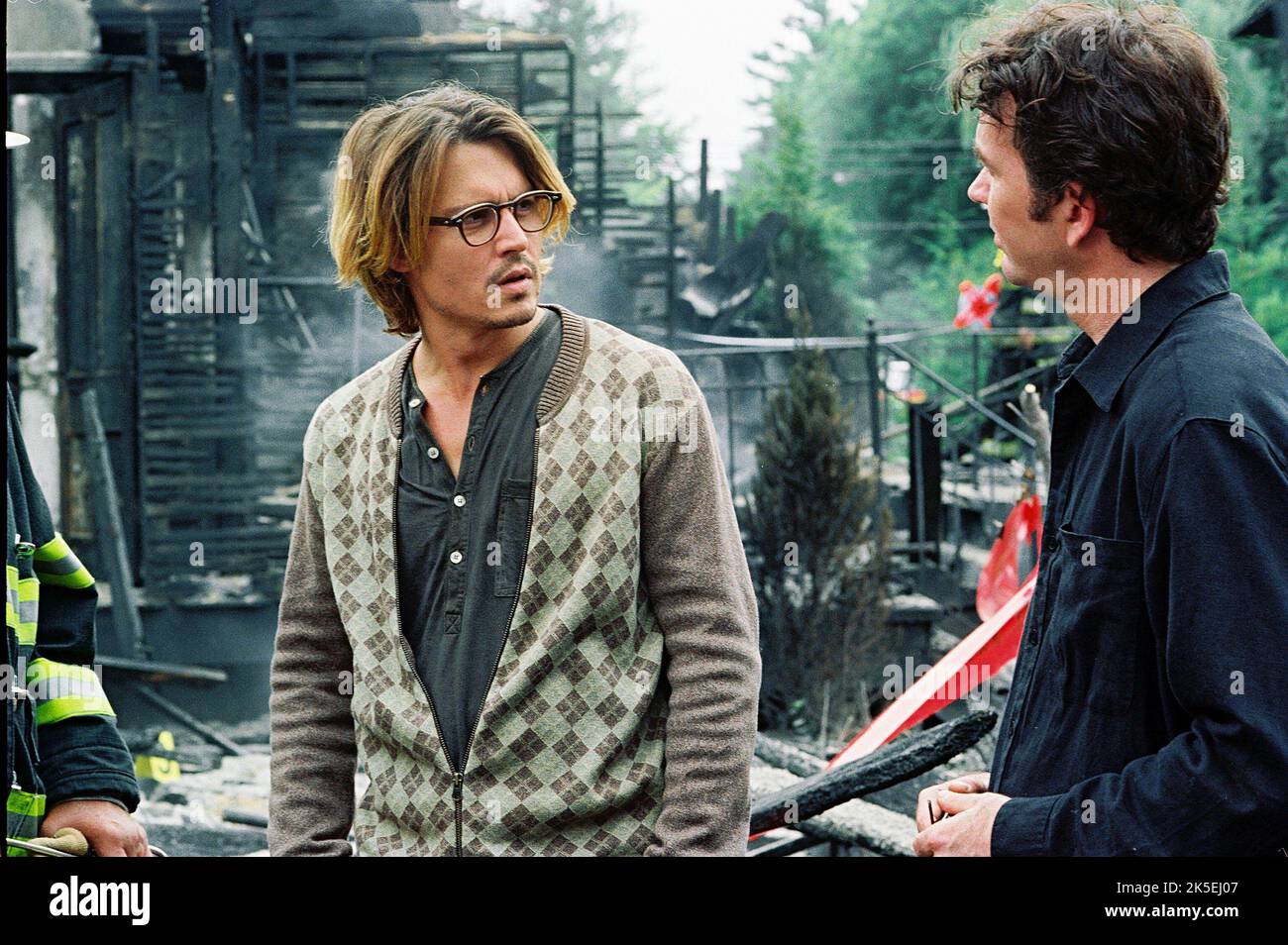 JOHNNY DEPP, TIMOTHY HUTTON, SECRET WINDOW, 2004 Stock Photo - Alamy
