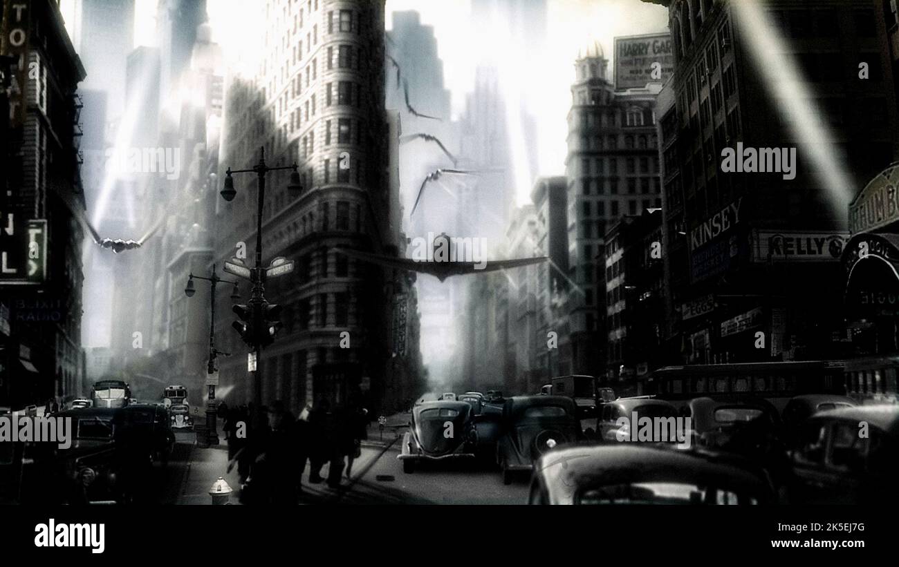 FLYING ROBOTS ATTACK NEW YORK, SKY CAPTAIN AND THE WORLD OF TOMORROW ...