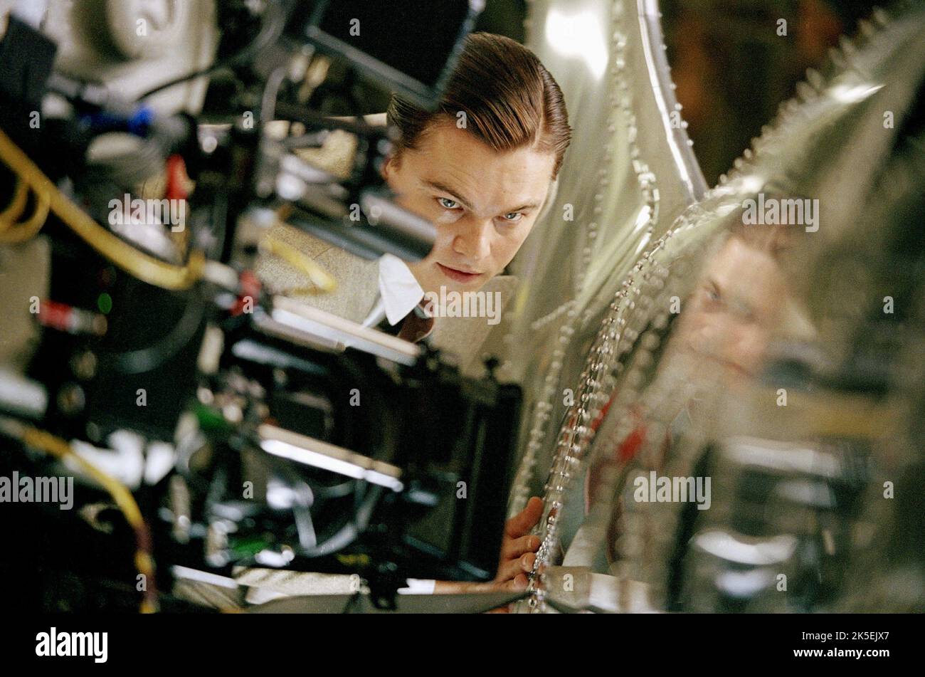 LEONARDO DICAPRIO, THE AVIATOR, 2004 Stock Photo - Alamy