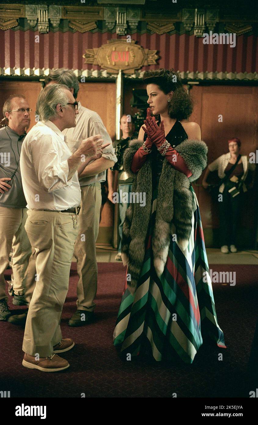 MARTIN SCORSESE, KATE BECKINSALE, THE AVIATOR, 2004 Stock Photo - Alamy