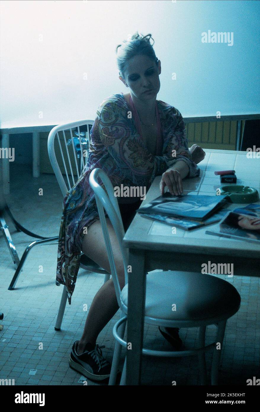 Jennifer Jason Leigh The Machinist The Machinist | Rotten Tomatoes