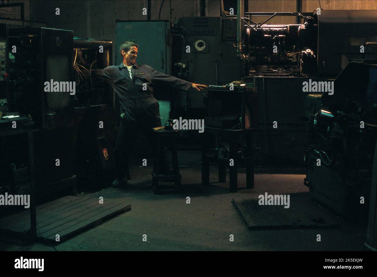 CHRISTIAN BALE, THE MACHINIST, 2004 Stock Photo - Alamy