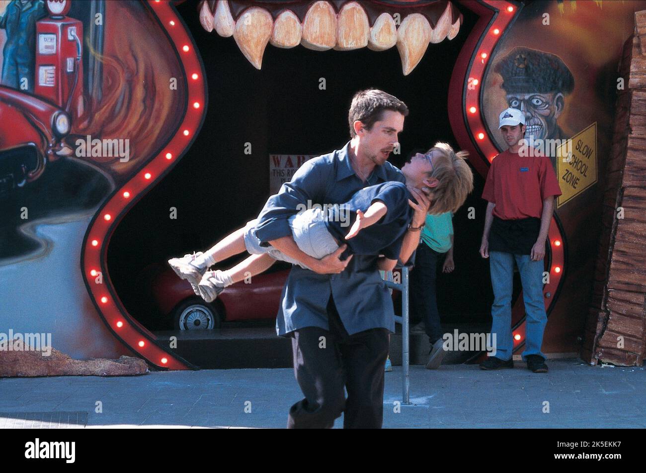 CHRISTIAN BALE, MATTHEW ROMERO MOORE, THE MACHINIST, 2004 Stock Photo ...