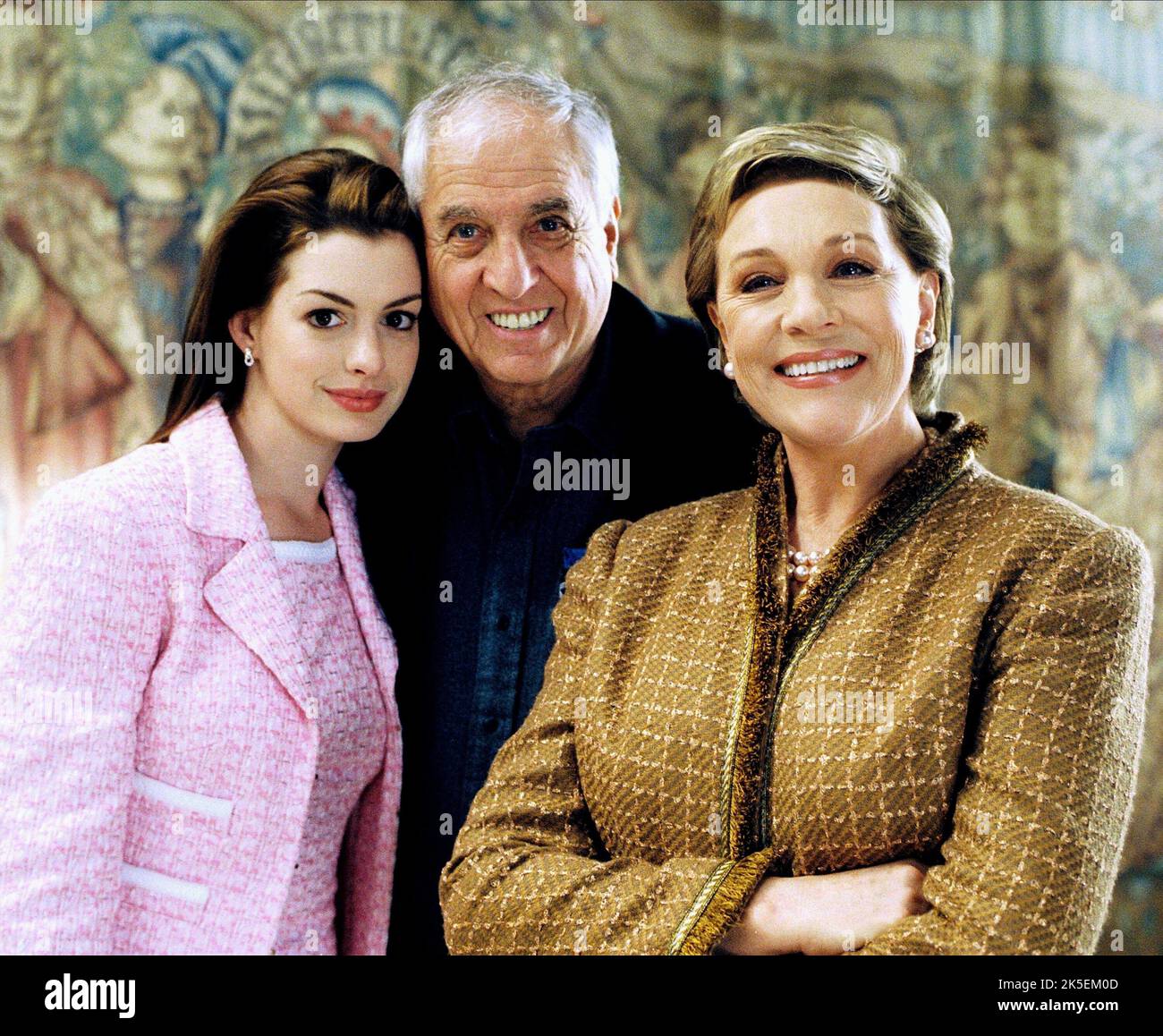 HATHAWAY,MARSHALL,ANDREWS, THE PRINCESS DIARIES 2: ROYAL ENGAGEMENT ...