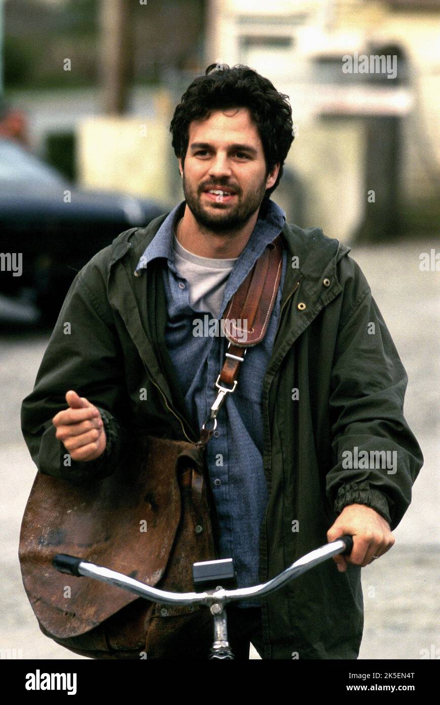 Mark ruffalo we don't live here anymore hi-res stock photography and ...