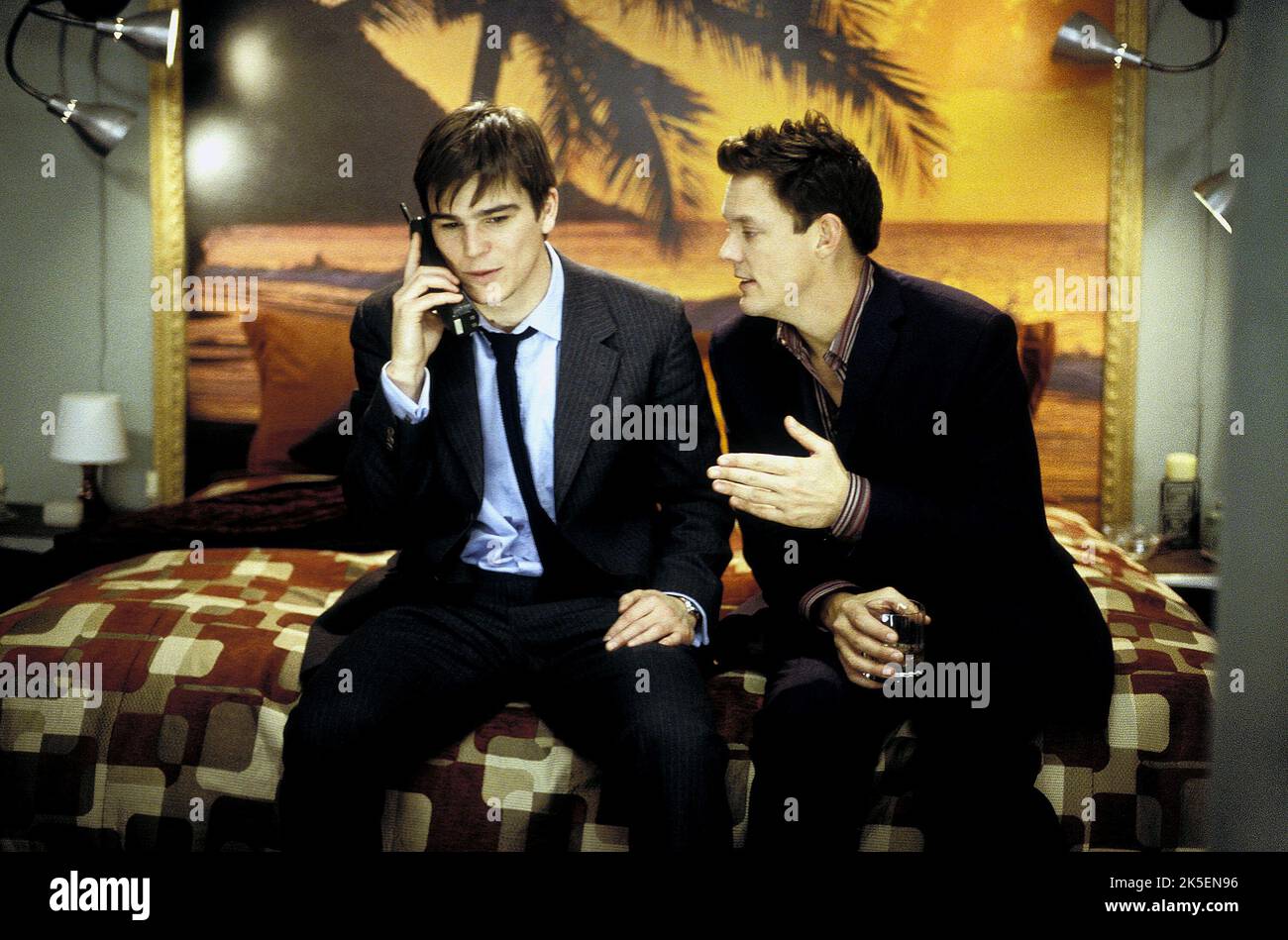 JOSH HARTNETT, MATTHEW LILLARD, WICKER PARK, 2004 Stock Photo - Alamy