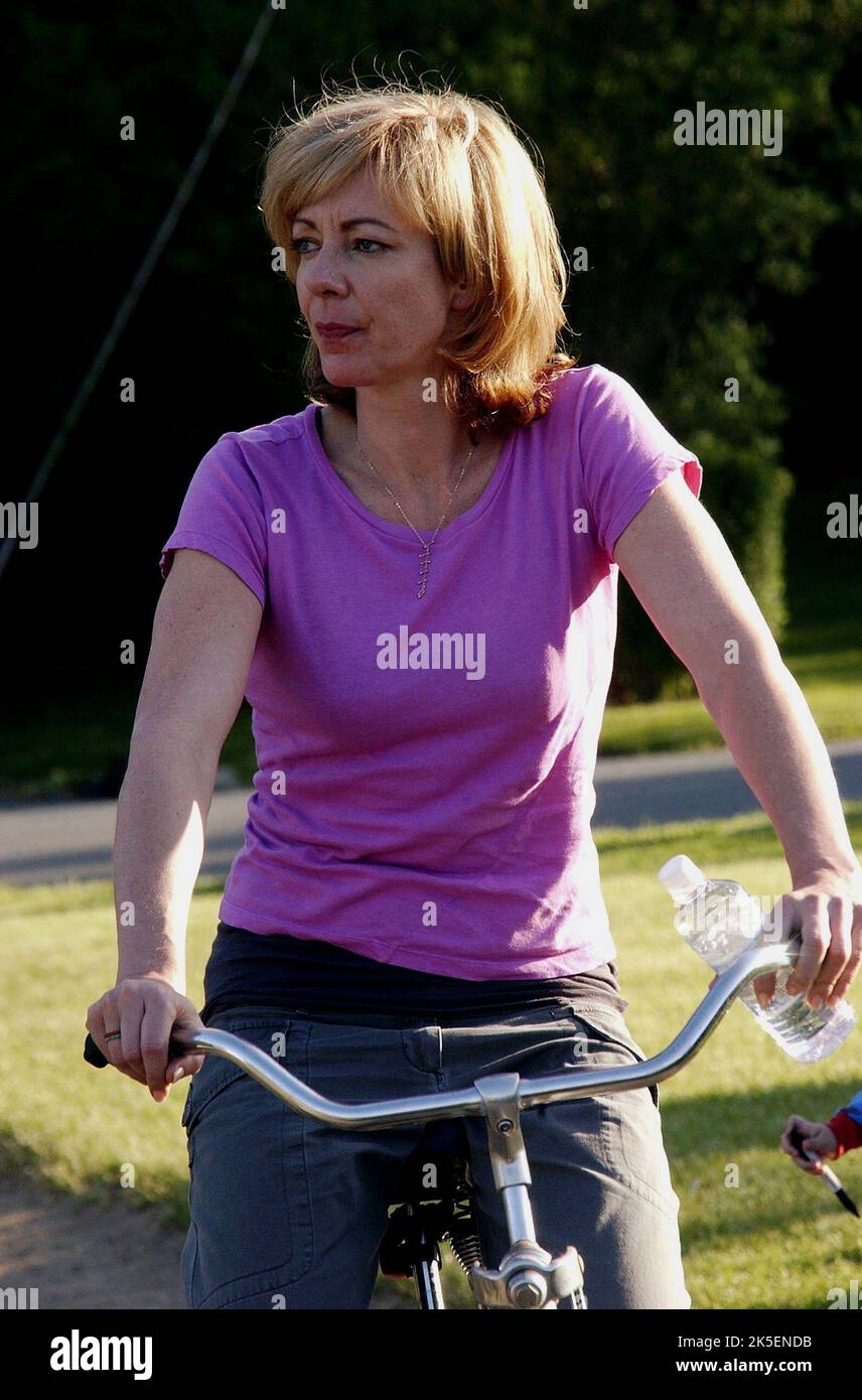 ALLISON JANNEY, WINTER SOLSTICE, 2004 Stock Photo - Alamy