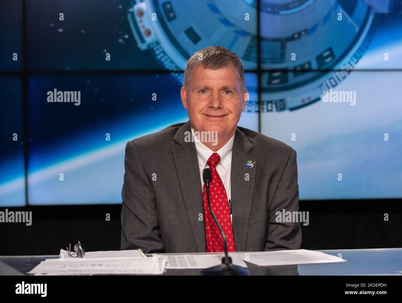 Steve Stich, manager, NASA’s Commercial Crew Program, participates in a ...