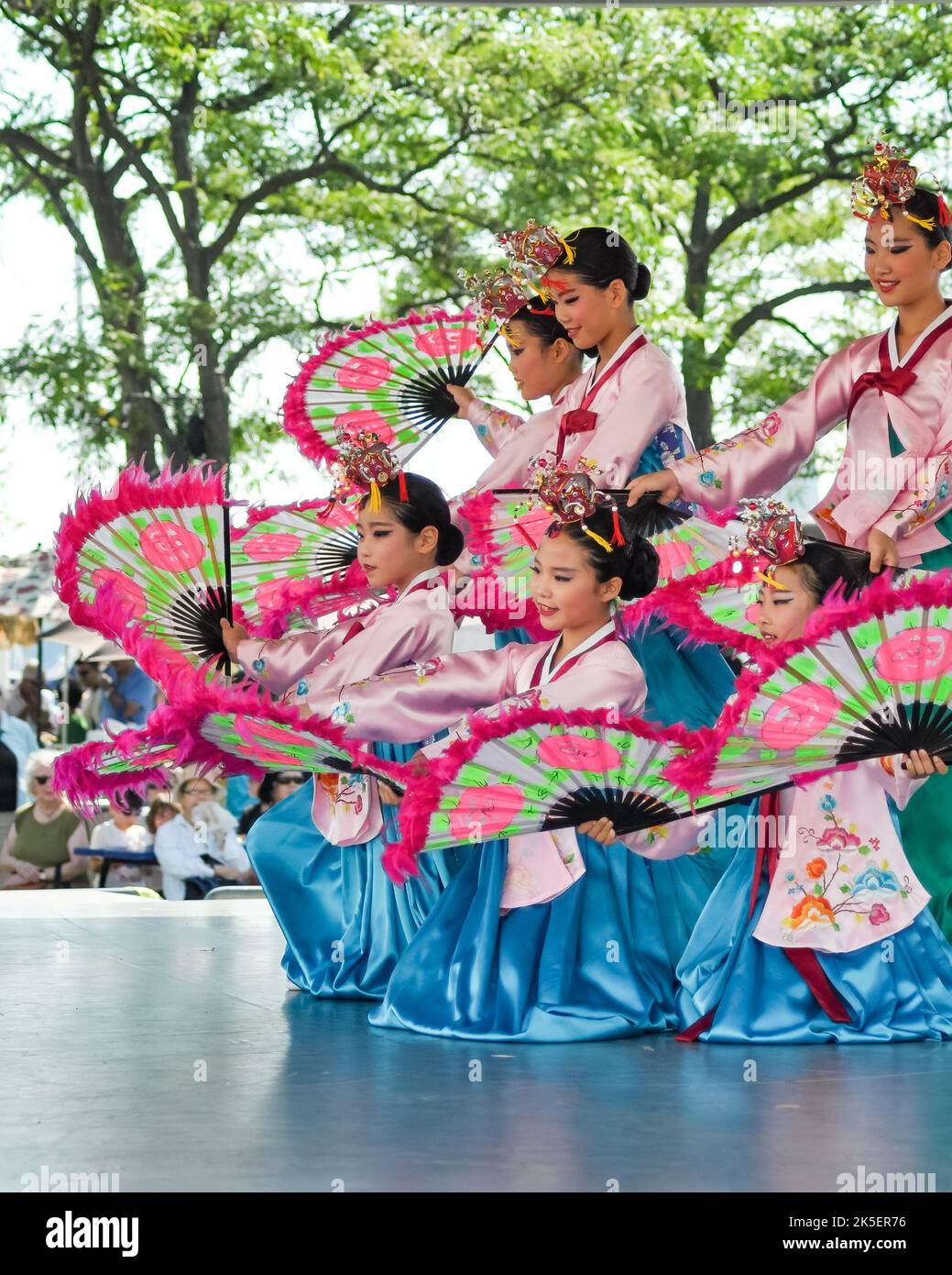 Toronto korean festival hi-res stock photography and images - Alamy