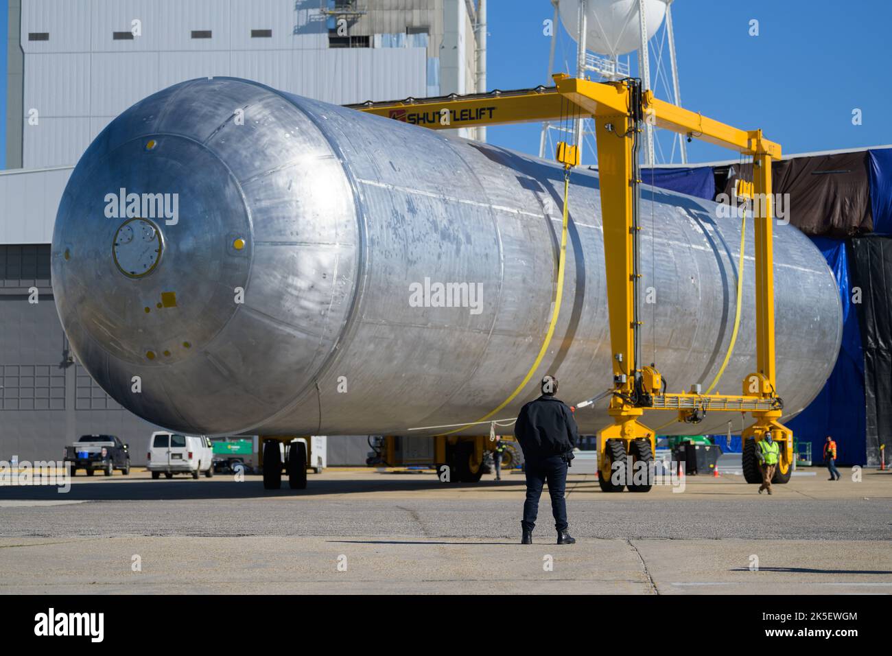 The liquid hydrogen tank that will be part of the Space Launch System ...