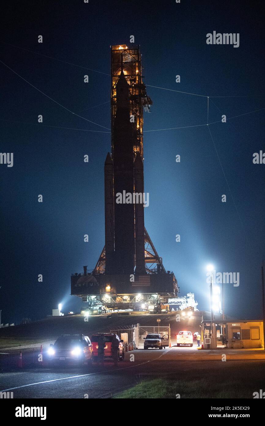 NASA’s Space Launch System (SLS) rocket with the Orion spacecraft ...