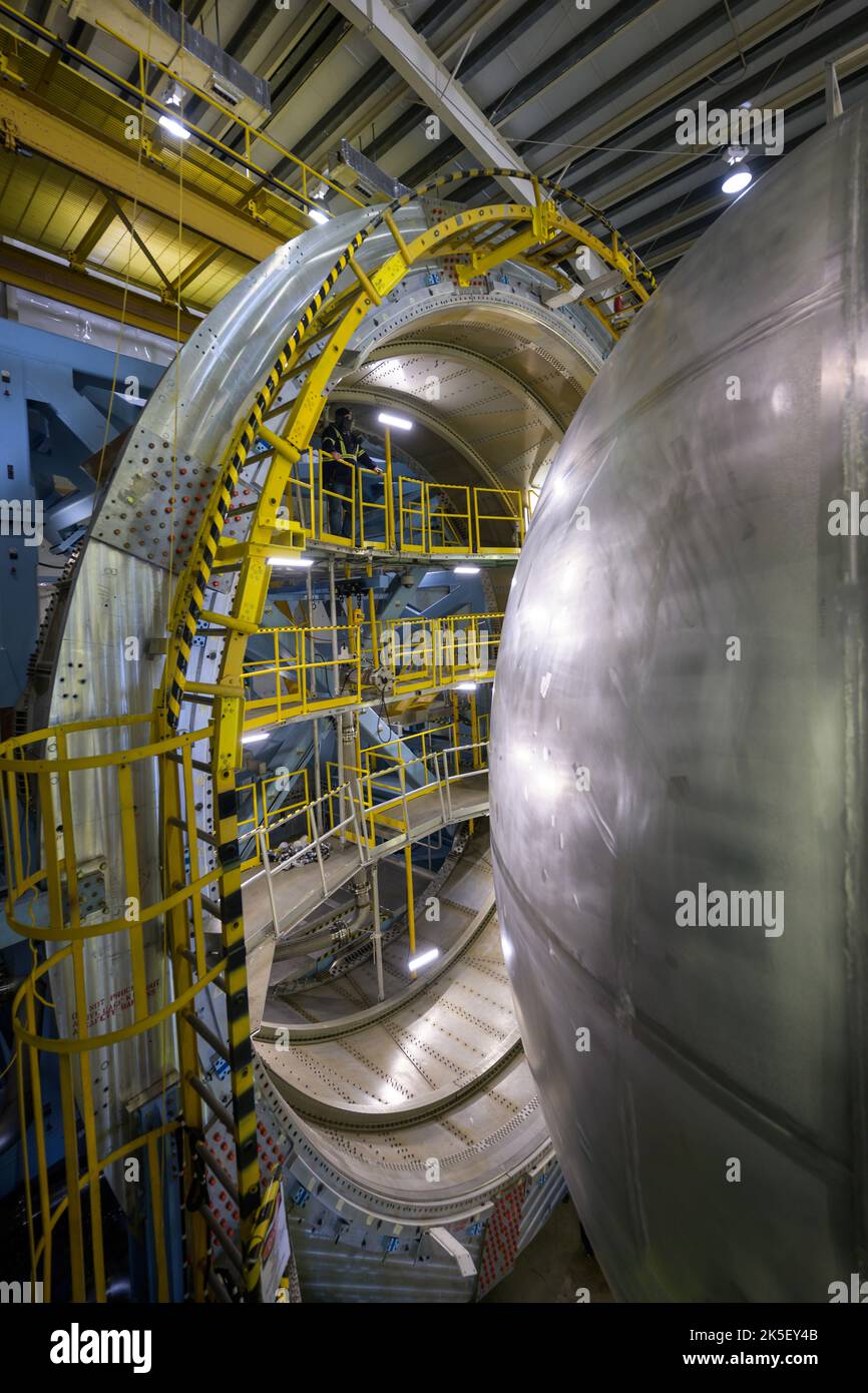 The liquid hydrogen tank that will be part of the Space Launch System ...