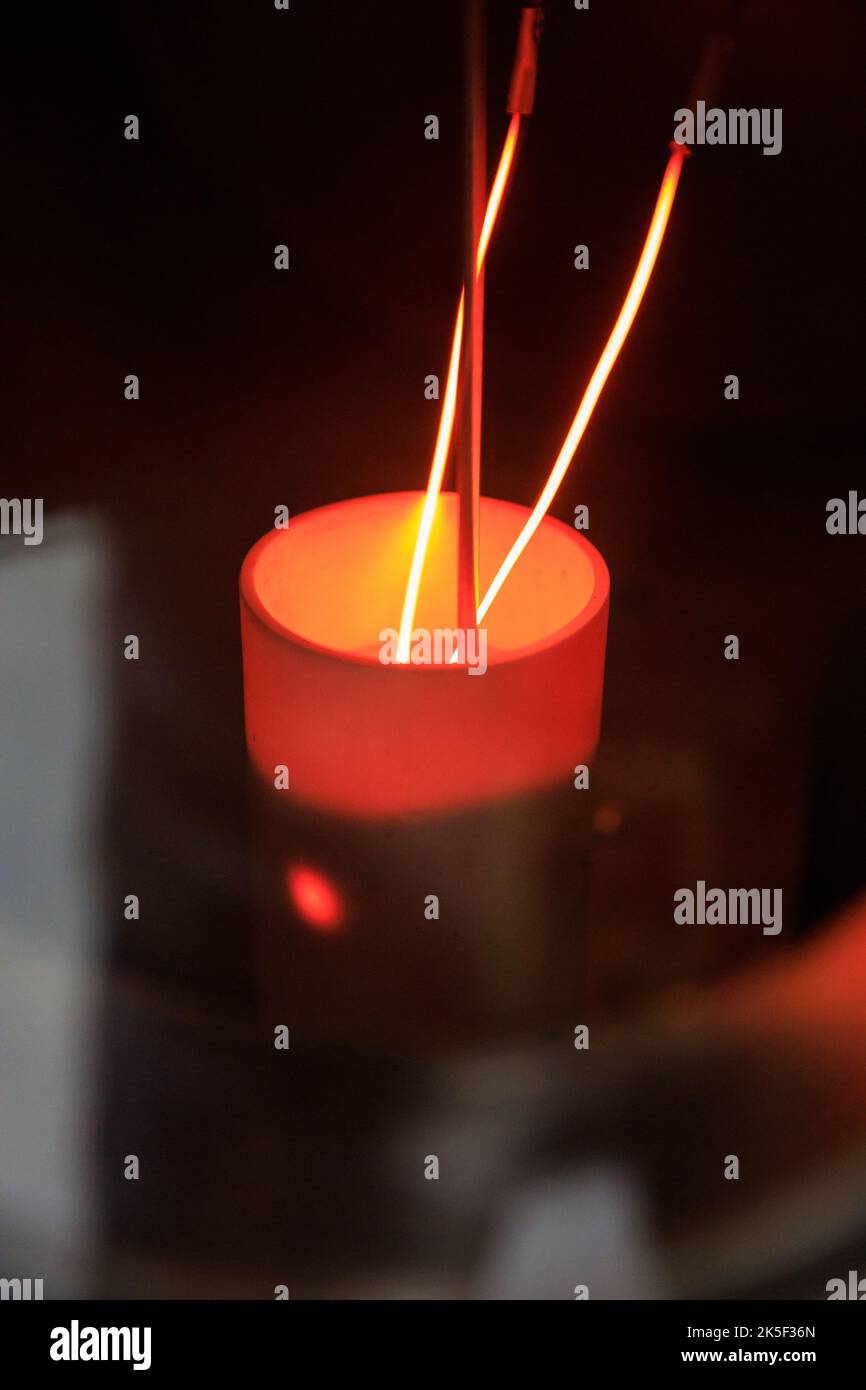 Molten regolith electrolysis hi-res stock photography and images - Alamy