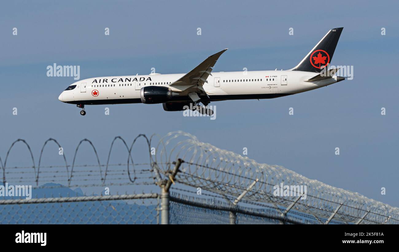Richmond, British Columbia, Canada. 6th Oct, 2022. An Air Canada Boeing ...