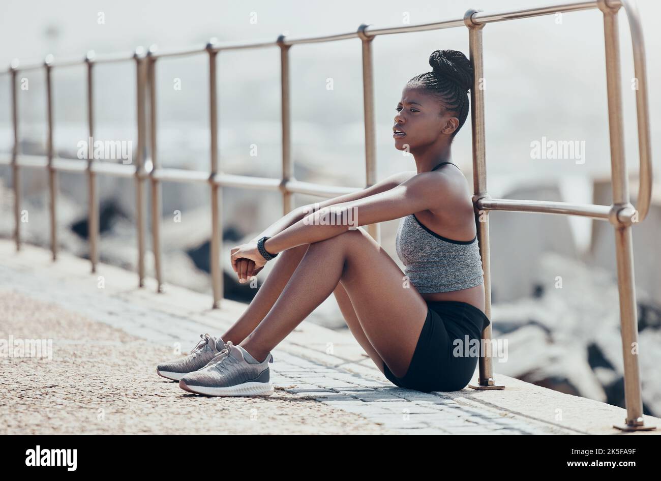 Woman runner breathe hi-res stock photography and images - Alamy