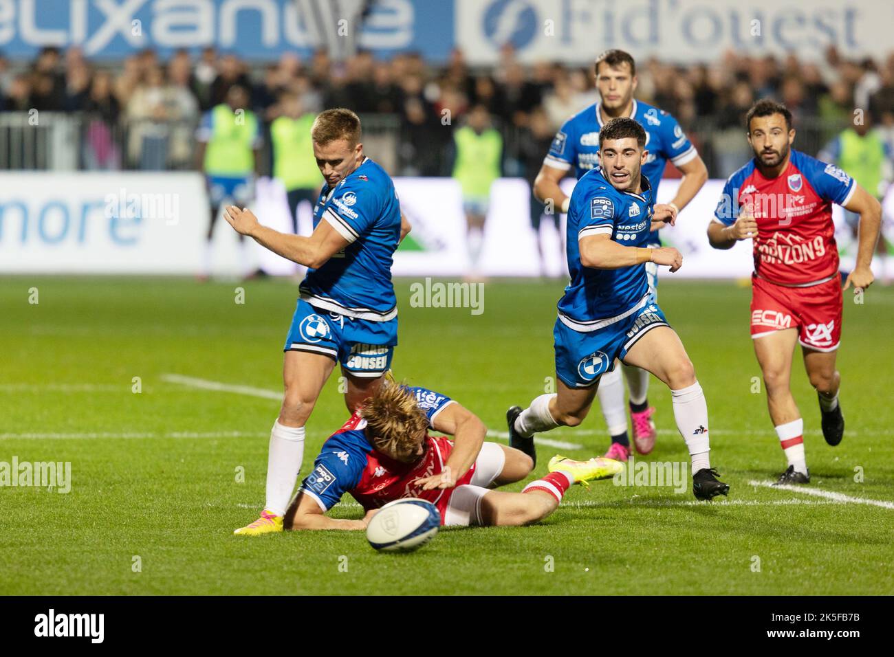 Vannes, France. 07th Oct, 2022. Nathanael Hulleu of Vannes, Wilfried ...
