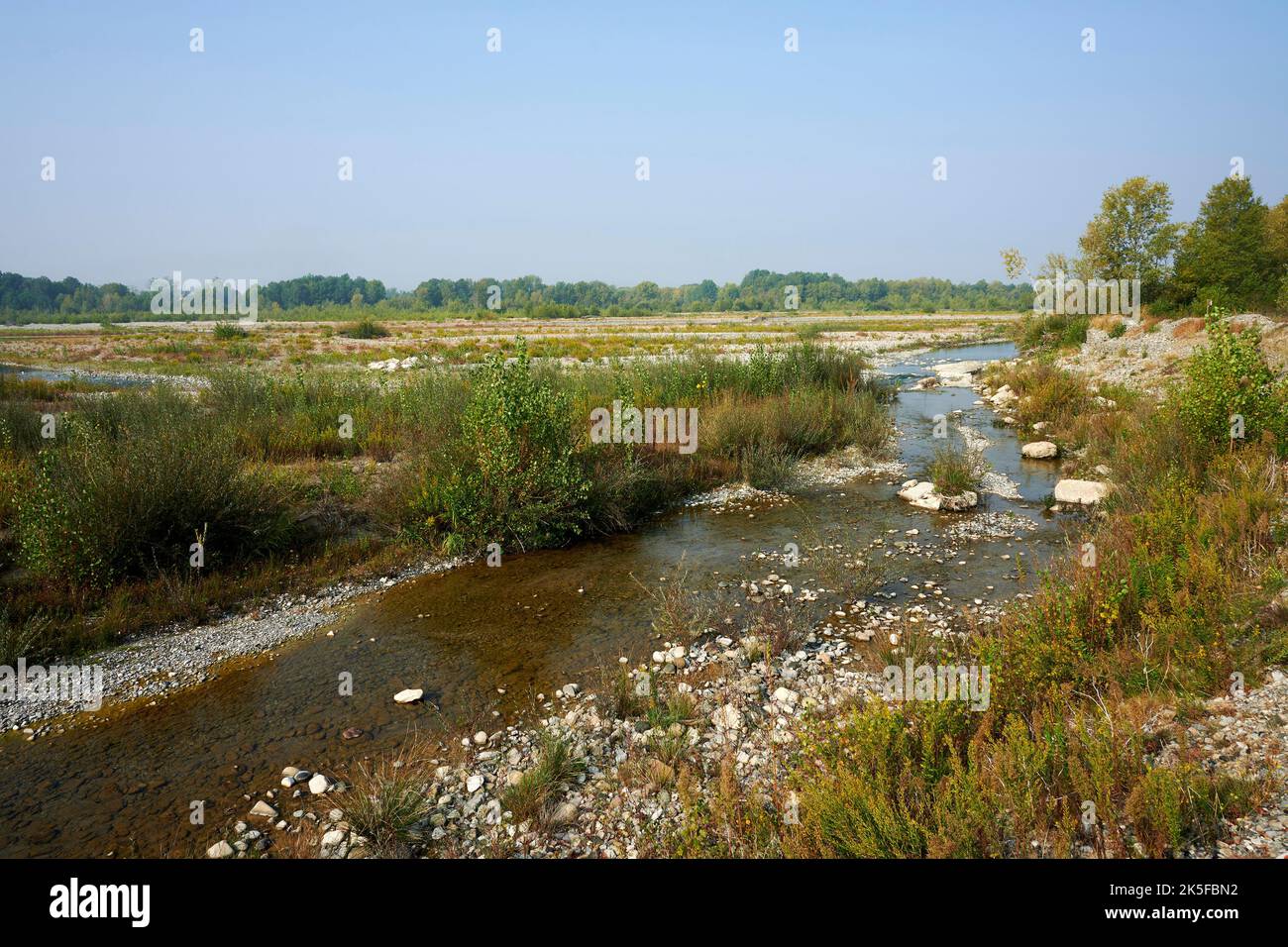 Molinazzo (Pc), Italy, a view of the river Trebbia Stock Photo - Alamy
