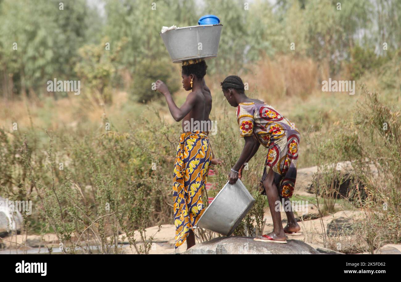 Washing clothes in the Niger River, Segou, Mali, West Africa Stock ...