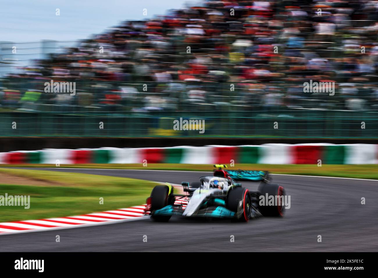 Suzuka, Japan. 08th Oct, 2022. Lewis Hamilton (GBR) Mercedes AMG F1 W13 ...