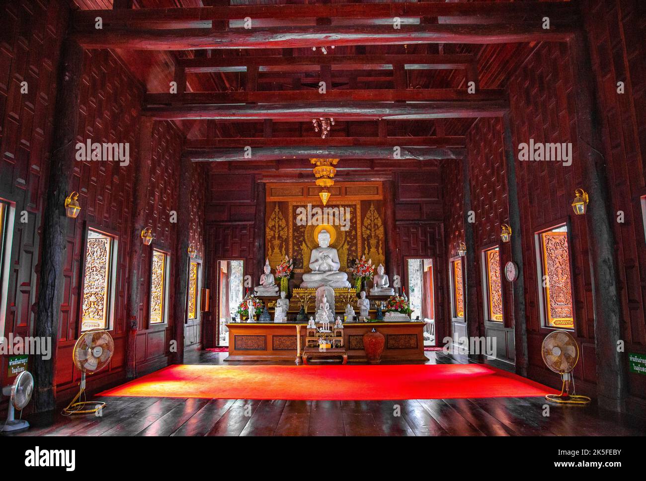 Wat tha sai in khao hi-res stock photography and images - Alamy
