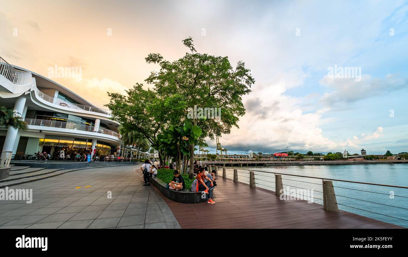 VivoCity shopping mall near Sentosa island, Singapore Stock Photo - Alamy