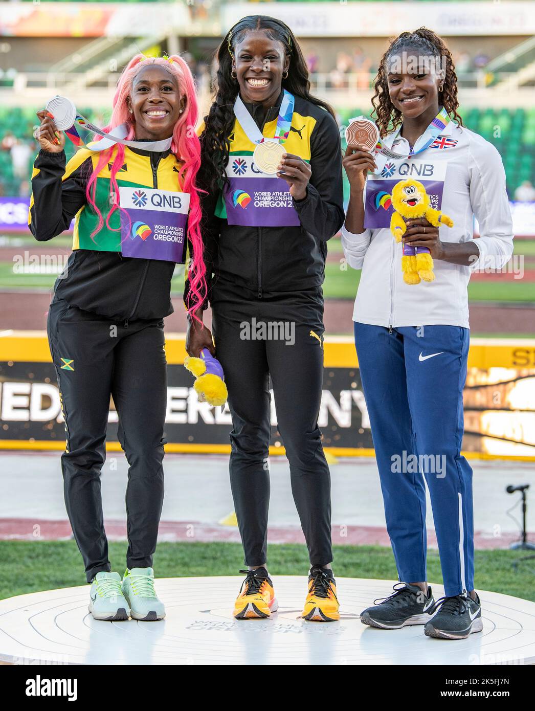 Dina asher smith running olympics hi-res stock photography and images ...