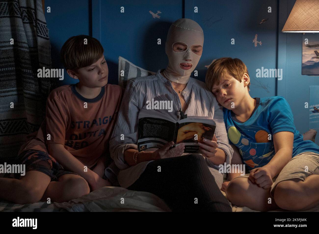 Naomi Watts Cameron Crovetti And Nicholas Crovetti In Goodnight Mommy
