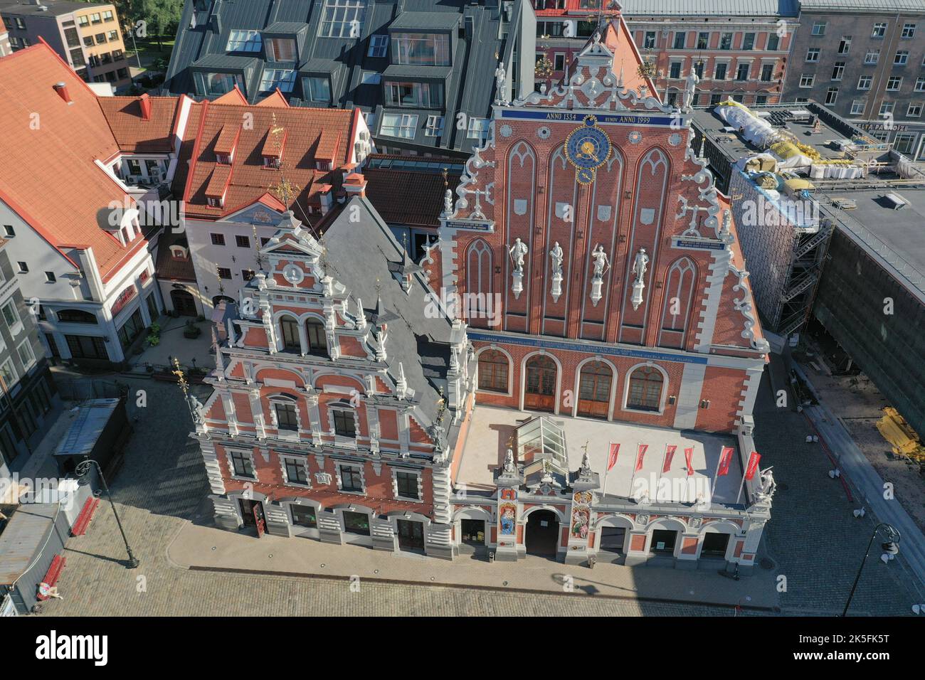 Riga city hall square hi-res stock photography and images - Alamy