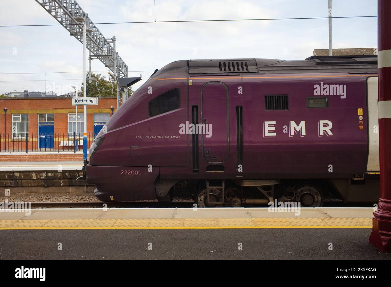 East Midlands Railway diesel engine 222001 at Kettering railway station ...